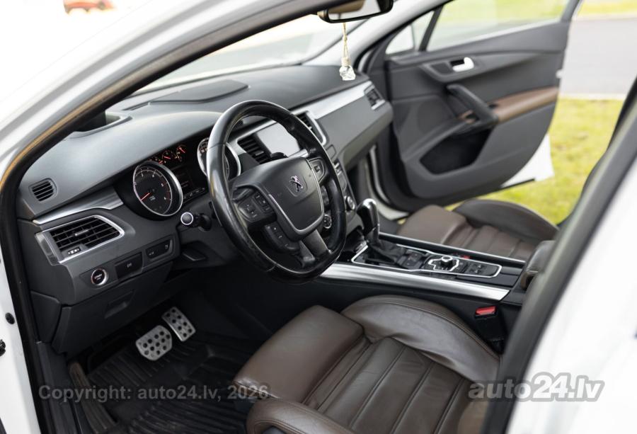Balts Peugeot 508 2011 Tallina, ar dzinēja tilpumu 2.20 L un nobraukumu 153 tūkst. km par 7799 €, foto 27 vietnē AUTOMOTO.COM.LV