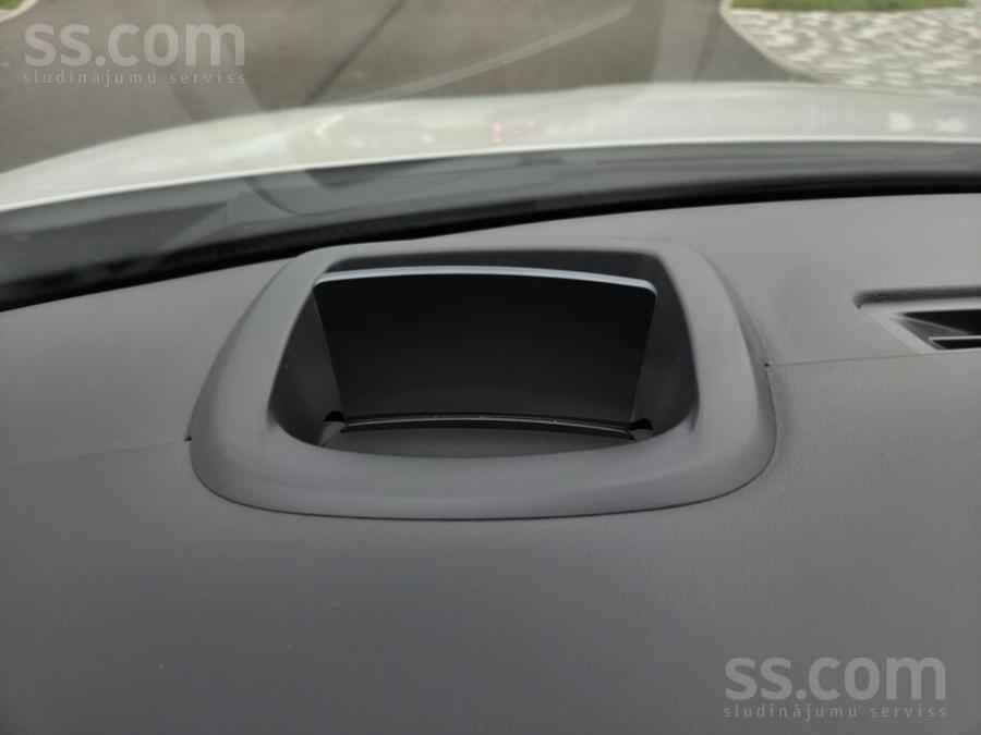 Balts Peugeot 508 2011 Jelgava, ar dzinēja tilpumu 2.20 L un nobraukumu 266 tūkst. km par 6990 €, foto 19 vietnē AUTOMOTO.COM.LV