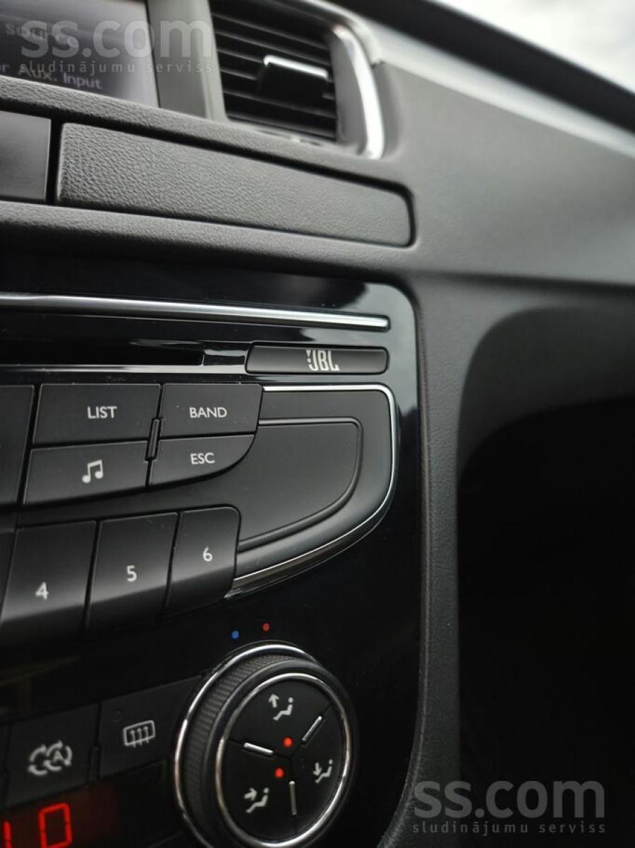 Balts Peugeot 508 2011 Jelgava, ar dzinēja tilpumu 2.20 L un nobraukumu 266 tūkst. km par 6990 €, foto 21 vietnē AUTOMOTO.COM.LV