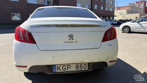 White Peugeot 508 2012 in Klaipeda, with an engine capacity of 2.00 L and mileage of 296 thousand km for 2700 €, photo 7 on AUTOMOTO.COM.LV