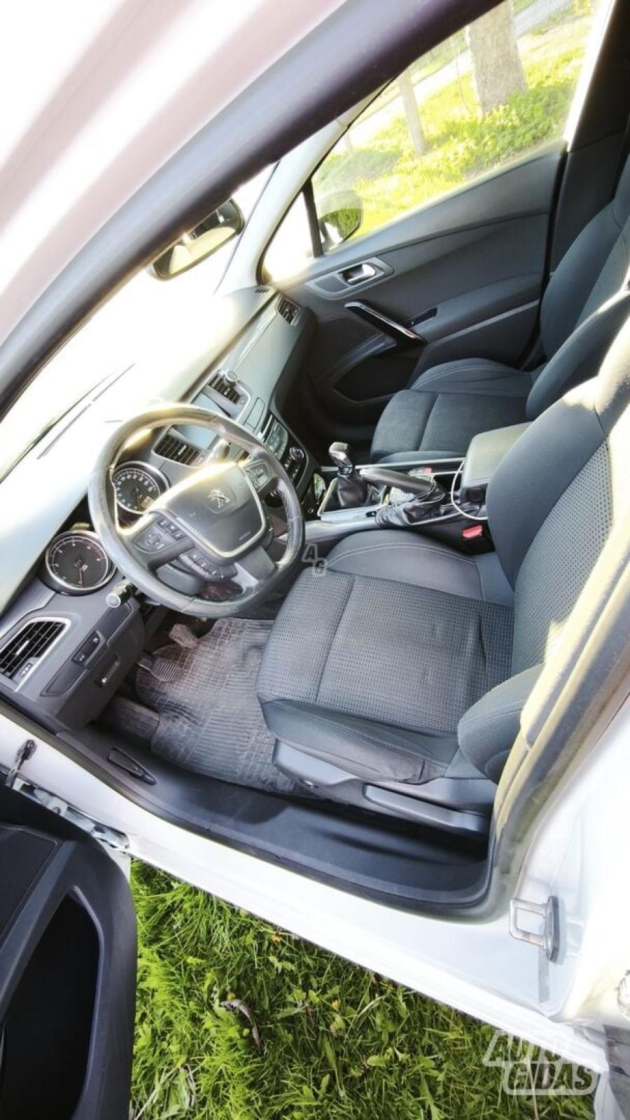 White Peugeot 508 2012 in Klaipeda, with an engine capacity of 1.60 L and mileage of 314 thousand km for 2700 €, photo 5 on AUTOMOTO.COM.LV