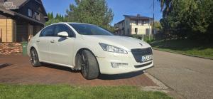 Balts Peugeot 508 2012 Viļņa, ar dzinēja tilpumu 2.20 L un nobraukumu 260 tūkst. km par 2600 €, foto  vietnē AUTOMOTO.COM.LV