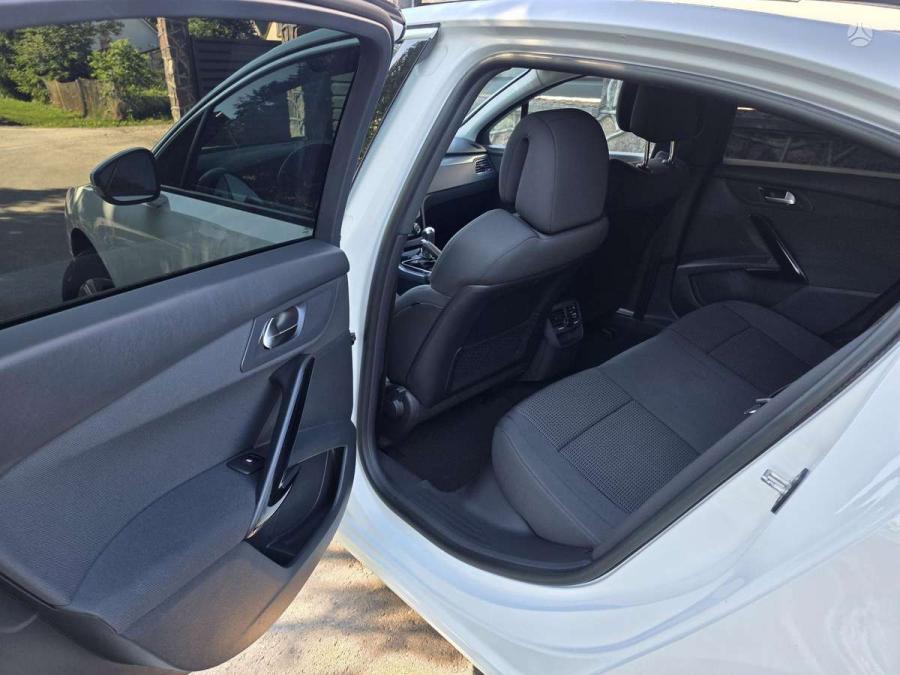 Balts Peugeot 508 2013 Radviliškis, ar dzinēja tilpumu 1.56 L un nobraukumu 278 tūkst. km par 3950 €, foto 22 vietnē AUTOMOTO.COM.LV
