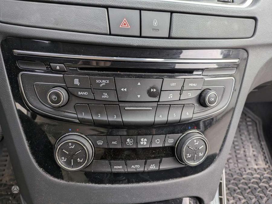 Balts Peugeot 508 2013 Rīga, ar dzinēja tilpumu 1.60 L un nobraukumu 134 tūkst. km par 2900 €, foto 8 vietnē AUTOMOTO.COM.LV