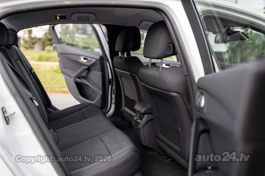 Balts Peugeot 508 2014 Tallina, ar dzinēja tilpumu 1.60 L un nobraukumu 114 tūkst. km par 5998 €, foto 11 vietnē AUTOMOTO.COM.LV