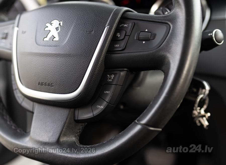 Balts Peugeot 508 2014 Tallina, ar dzinēja tilpumu 1.60 L un nobraukumu 114 tūkst. km par 5998 €, foto 15 vietnē AUTOMOTO.COM.LV