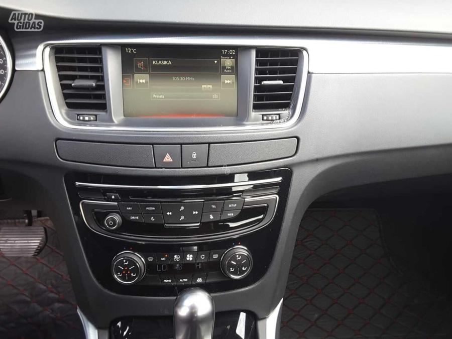 Balts Peugeot 508 2016 Kretinga, ar dzinēja tilpumu 2.00 L un nobraukumu 207 tūkst. km par 7999 €, foto 13 vietnē AUTOMOTO.COM.LV