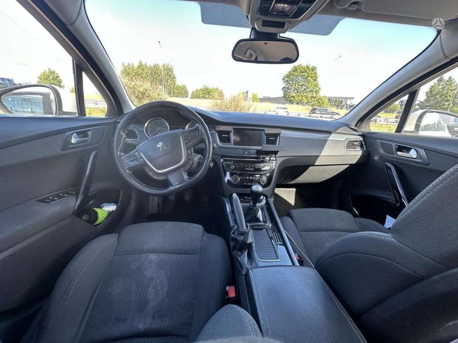 White Peugeot 508 2016 in Vilnius, with an engine capacity of 1.56 L and mileage of 257 thousand km for 4500 €, photo 12 on AUTOMOTO.COM.LV