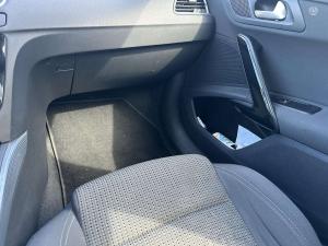White Peugeot 508 2016 in Vilnius, with an engine capacity of 1.56 L and mileage of 257 thousand km for 4500 €, photo 15 on AUTOMOTO.COM.LV
