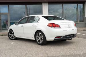 Balts Peugeot 508 2016 Viļņa, ar dzinēja tilpumu 2.00 L un nobraukumu 231 tūkst. km par 6000 €, foto 4 vietnē AUTOMOTO.COM.LV