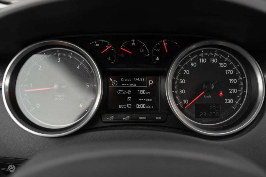 Balts Peugeot 508 2016 Viļņa, ar dzinēja tilpumu 2.00 L un nobraukumu 231 tūkst. km par 6000 €, foto 15 vietnē AUTOMOTO.COM.LV