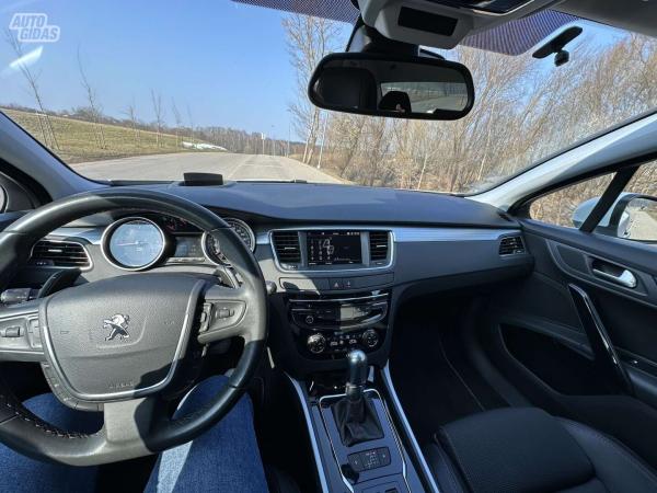 White Peugeot 508 2017 in Taurage, with an engine capacity of 2.00 L and mileage of 249 thousand km for 6800 €, photo 6 on AUTOMOTO.COM.LV
