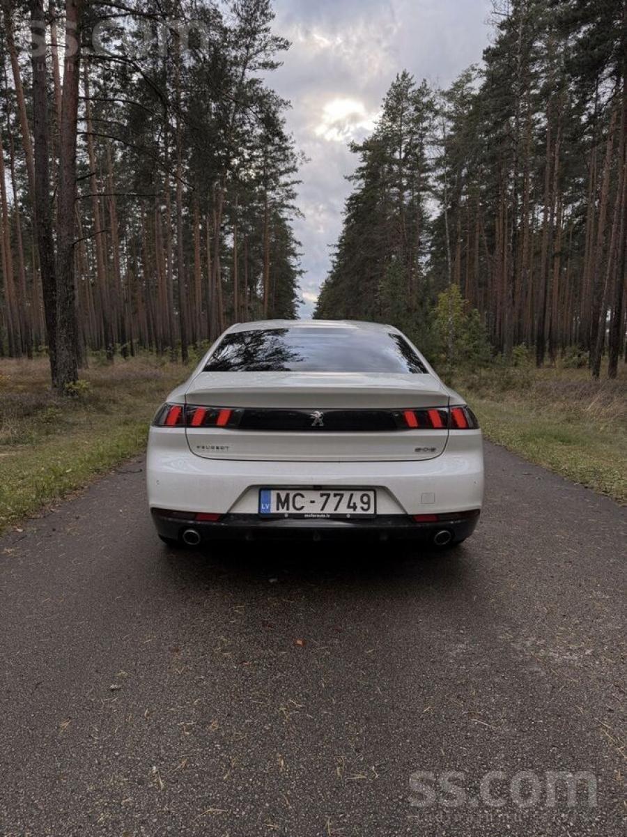 White Peugeot 508 2018 in Riga, with an engine capacity of 1.60 L and mileage of 149 thousand km for 13000 €, photo 3 on AUTOMOTO.COM.LV