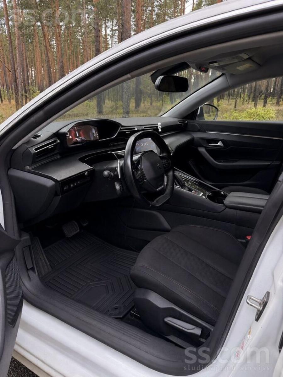 White Peugeot 508 2018 in Riga, with an engine capacity of 1.60 L and mileage of 149 thousand km for 13000 €, photo 4 on AUTOMOTO.COM.LV