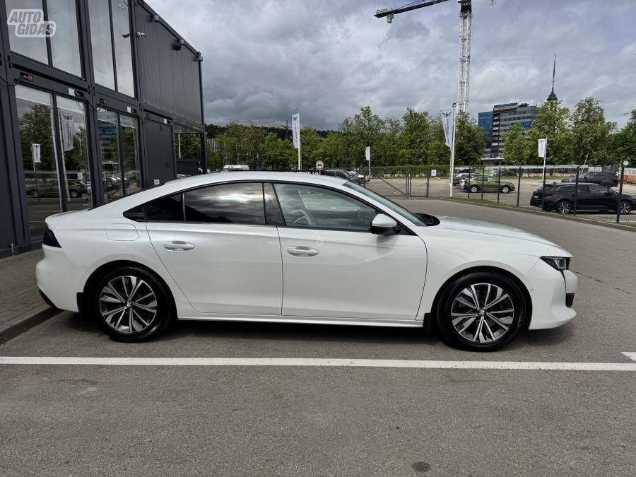White Peugeot 508 2019 in Vilnius, with an engine capacity of 2.00 L and mileage of 122 thousand km for 18800 €, photo 5 on AUTOMOTO.COM.LV