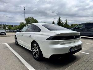 White Peugeot 508 2019 in Vilnius, with an engine capacity of 2.00 L and mileage of 123 thousand km for 18800 €, photo 7 on AUTOMOTO.COM.LV