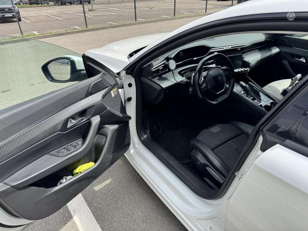 White Peugeot 508 2019 in Vilnius, with an engine capacity of 2.00 L and mileage of 123 thousand km for 18800 €, photo 8 on AUTOMOTO.COM.LV
