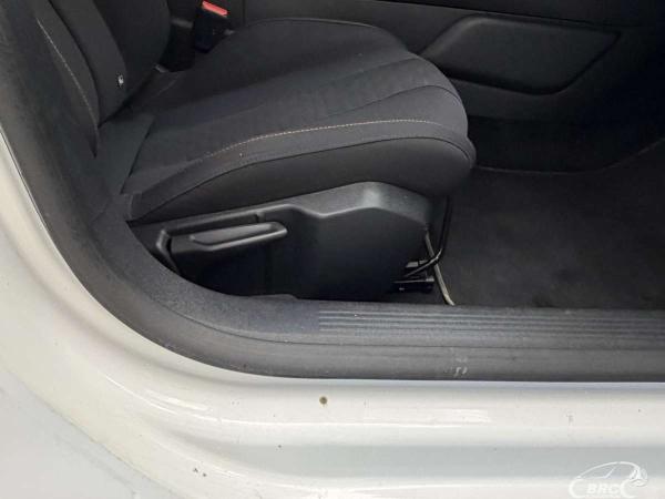 White Peugeot 508 2019 in Vilnius, with an engine capacity of 1.50 L and mileage of 266 thousand km for 7200 €, photo 7 on AUTOMOTO.COM.LV