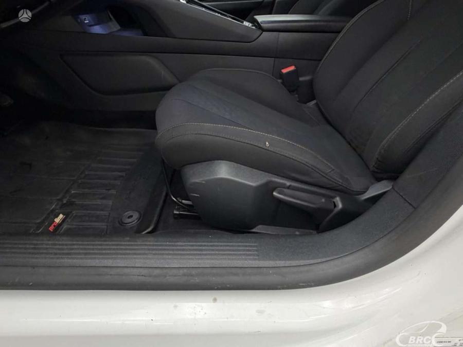 Balts Peugeot 508 2019 Viļņa, ar dzinēja tilpumu 1.50 L un nobraukumu 266 tūkst. km par 7200 €, foto 22 vietnē AUTOMOTO.COM.LV