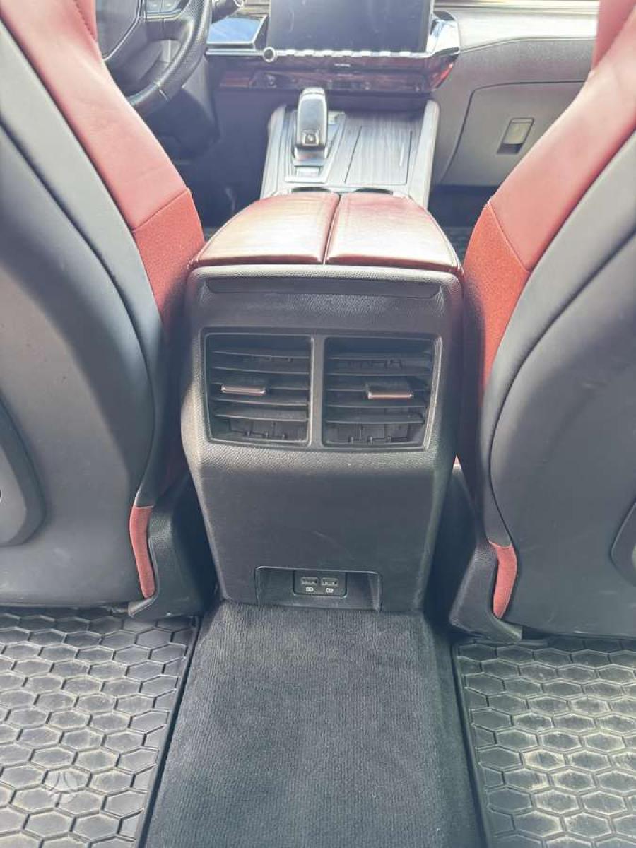 White Peugeot 508 2019 in Siauliai, with an engine capacity of 1.60 L and mileage of 175 thousand km for 15490 €, photo 25 on AUTOMOTO.COM.LV