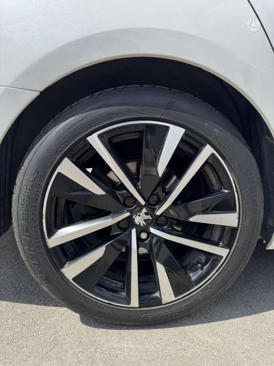 White Peugeot 508 2019 in Siauliai, with an engine capacity of 1.60 L and mileage of 175 thousand km for 15490 €, photo 32 on AUTOMOTO.COM.LV