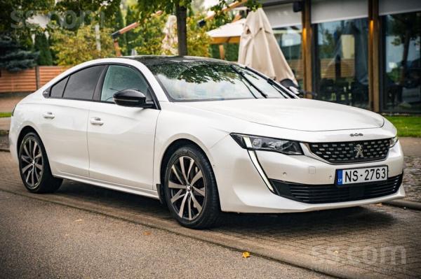 White Peugeot 508 2020 in Riga, with an engine capacity of 2.00 L and mileage of 240 thousand km for 9990 €, photo 4 on AUTOMOTO.COM.LV