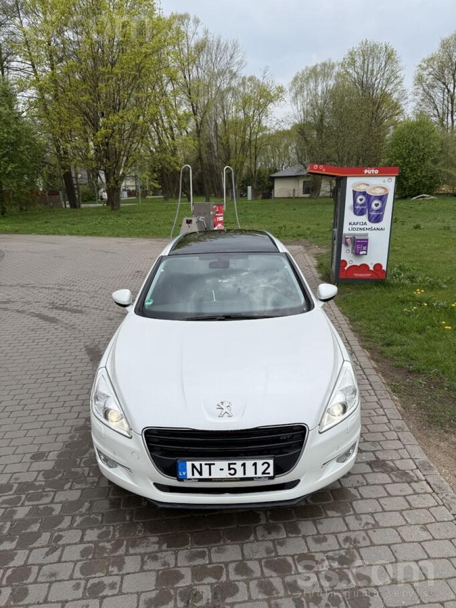 White Peugeot 508 2011 in Riga, with an engine capacity of 2.20 L and mileage of 229 thousand km for 5900 €, photo 7 on AUTOMOTO.COM.LV