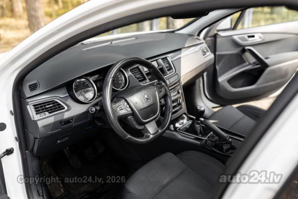 Balts Peugeot 508 2011 Tallina, ar dzinēja tilpumu 1.60 L un nobraukumu 193 tūkst. km par 2999 €, foto 7 vietnē AUTOMOTO.COM.LV