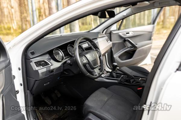 Balts Peugeot 508 2011 Tallina, ar dzinēja tilpumu 1.60 L un nobraukumu 193 tūkst. km par 2999 €, foto 8 vietnē AUTOMOTO.COM.LV