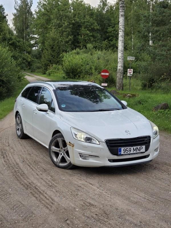 Пежо 508 2011 в Тарту на AUTOMOTO.COM.LV Белый Пежо 508 2011 в Тарту, объемом двигателя 0.00 л и пробегом 253 тыс. км за 3700 €, фото 7 на AUTOMOTO.COM.LV