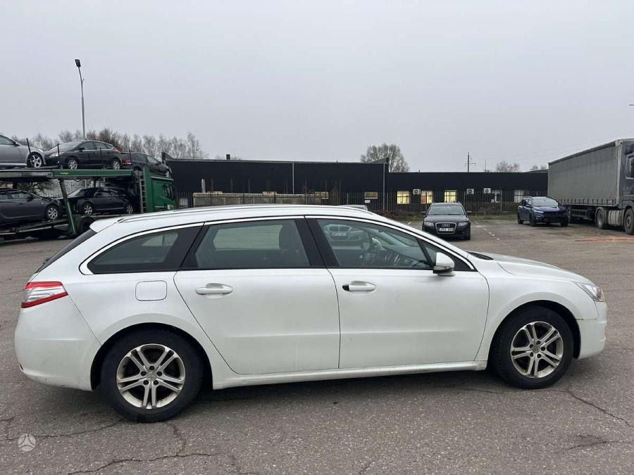 White Peugeot 508 2012 in Marijampole, with an engine capacity of 1.60 L and mileage of 133 thousand km for 2450 €, photo 4 on AUTOMOTO.COM.LV