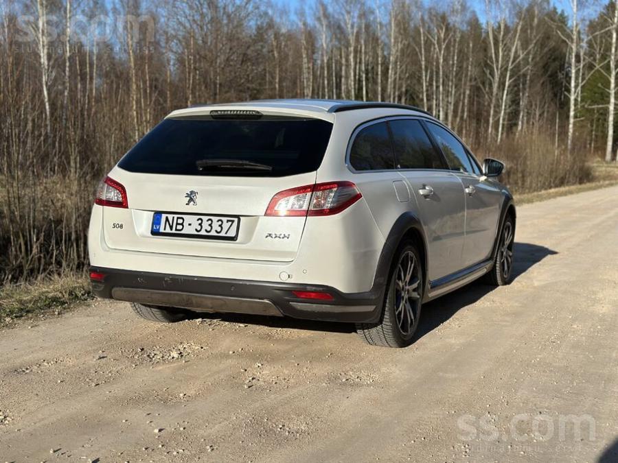 White Peugeot 508 2012 in Riga, with an engine capacity of 2.00 L and mileage of 320 thousand km for 4950 €, photo 5 on AUTOMOTO.COM.LV