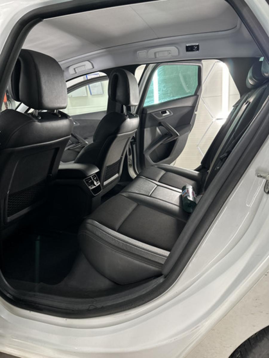 Balts Peugeot 508 2012 Tallina, ar dzinēja tilpumu 0.00 L un nobraukumu 274 tūkst. km par 4390 €, foto 10 vietnē AUTOMOTO.COM.LV