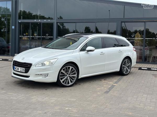 White Peugeot 508 2013 in Kaunas, with an engine capacity of 2.20 L and mileage of 330 thousand km for 4999 €, photo 5 on AUTOMOTO.COM.LV