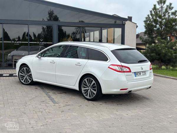 White Peugeot 508 2013 in Kaunas, with an engine capacity of 2.20 L and mileage of 330 thousand km for 4999 €, photo 7 on AUTOMOTO.COM.LV