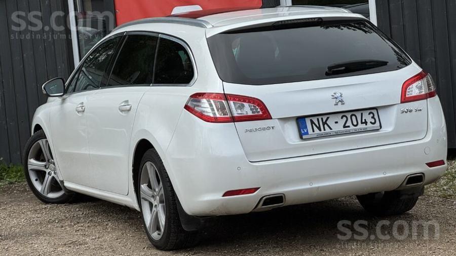 White Peugeot 508 2013 in Riga, with an engine capacity of 2.20 L and mileage of 190 thousand km for 2900 €, photo 5 on AUTOMOTO.COM.LV