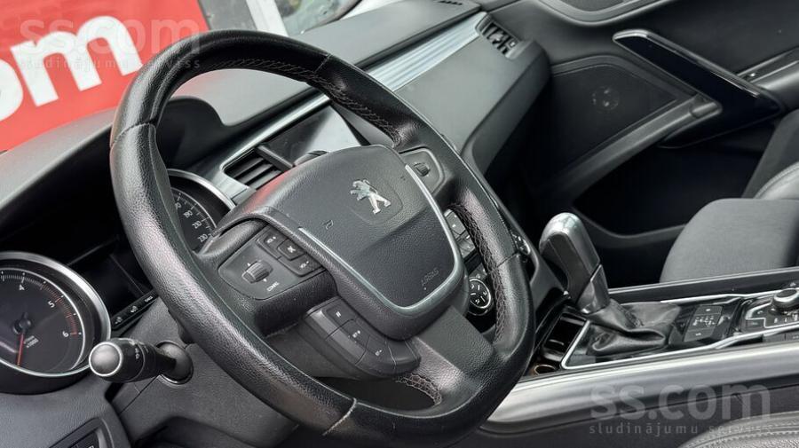 White Peugeot 508 2013 in Riga, with an engine capacity of 2.20 L and mileage of 190 thousand km for 2900 €, photo 10 on AUTOMOTO.COM.LV
