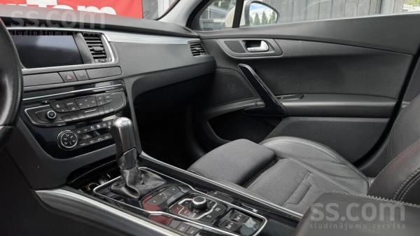 White Peugeot 508 2013 in Riga, with an engine capacity of 2.20 L and mileage of 190 thousand km for 2900 €, photo 10 on AUTOMOTO.COM.LV