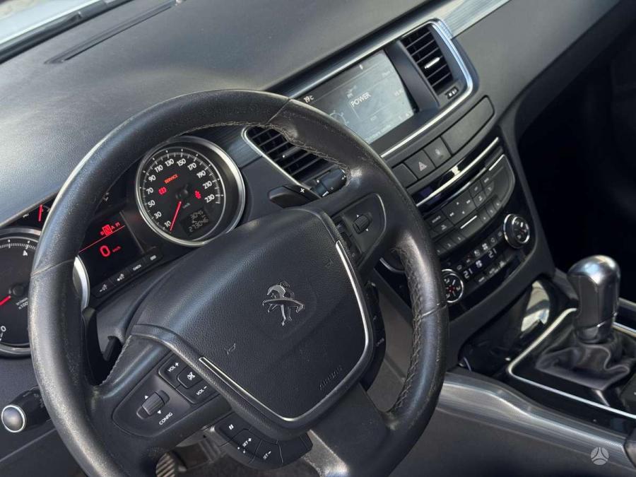 White Peugeot 508 2013 in Vilnius, with an engine capacity of 1.56 L and mileage of 273 thousand km for 4200 €, photo 9 on AUTOMOTO.COM.LV