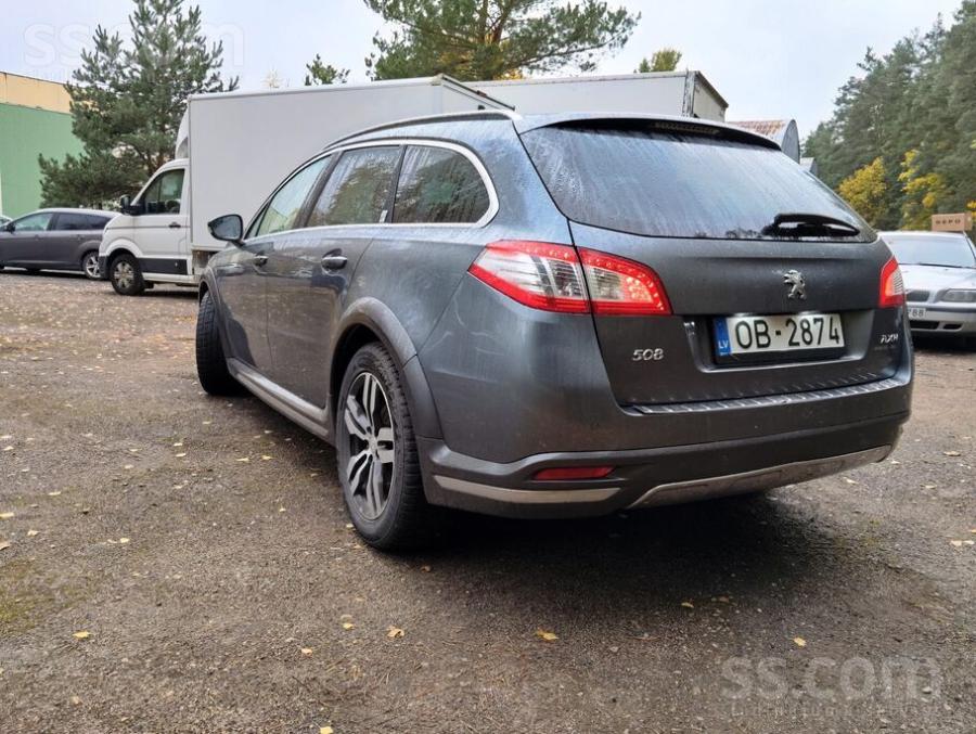 Balts Peugeot 508 2013 Rīga, ar dzinēja tilpumu 2.00 L un nobraukumu 0 tūkst. km par 4100 €, foto 4 vietnē AUTOMOTO.COM.LV