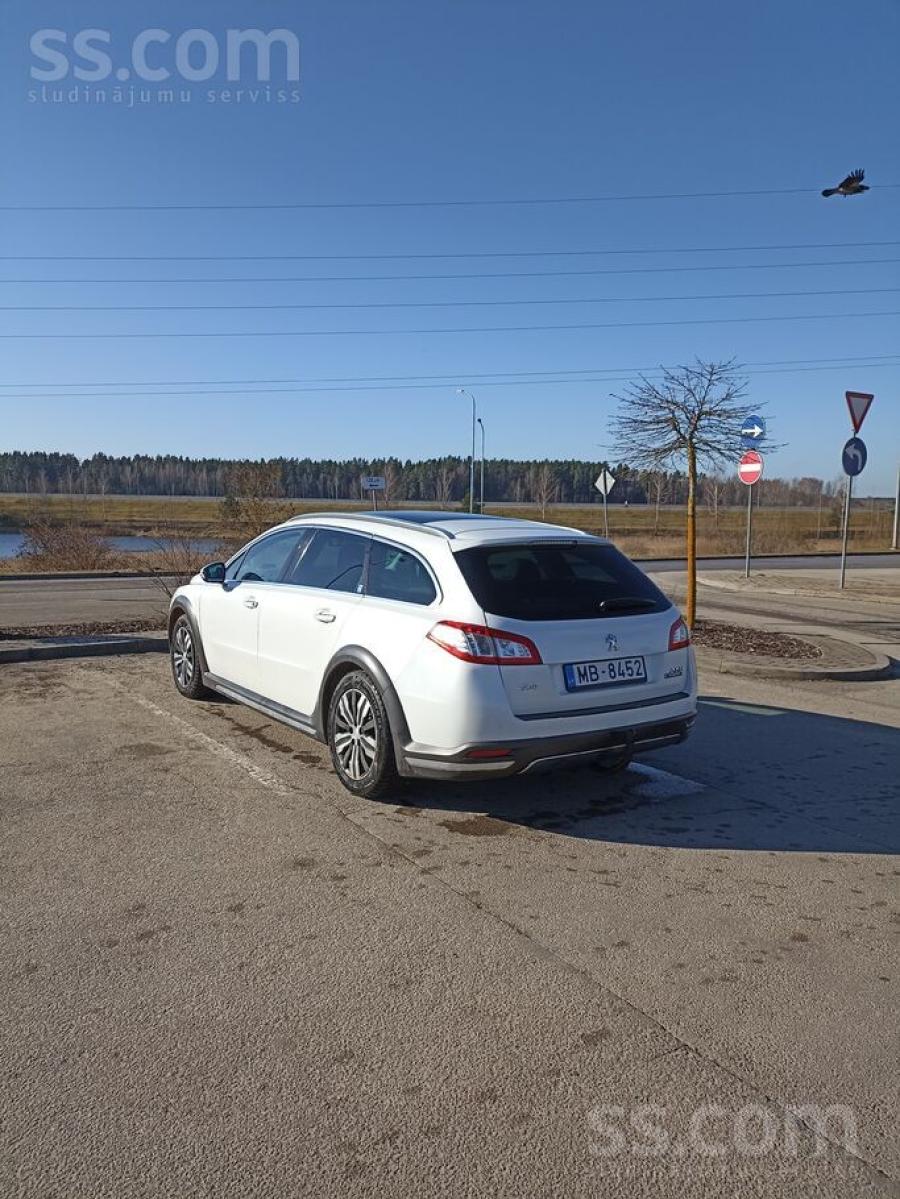 Белый Пежо 508 2014 в Огре, объемом двигателя 2.00 л и пробегом 370 тыс. км за 4100 €, фото 4 на AUTOMOTO.COM.LV