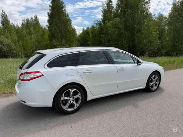White Peugeot 508 2014 in Siauliai, with an engine capacity of 1.60 L and mileage of 264 thousand km for 3990 €, photo 5 on AUTOMOTO.COM.LV