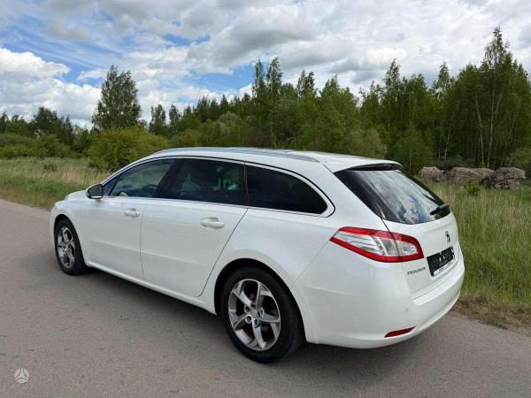 White Peugeot 508 2014 in Siauliai, with an engine capacity of 1.60 L and mileage of 264 thousand km for 3990 €, photo 6 on AUTOMOTO.COM.LV