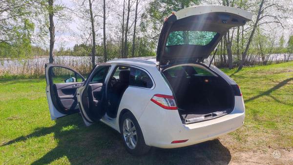 White Peugeot 508 2014 in Mazeikiai, with an engine capacity of 1.60 L and mileage of 211 thousand km for 3800 €, photo 10 on AUTOMOTO.COM.LV