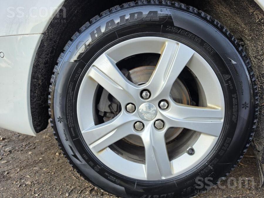 Balts Peugeot 508 2015 Rēzekne, ar dzinēja tilpumu 1.60 L un nobraukumu 0 tūkst. km par 5690 €, foto 31 vietnē AUTOMOTO.COM.LV