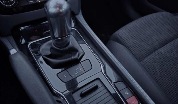 Balts Peugeot 508 2015 Rīga, ar dzinēja tilpumu 1.60 L un nobraukumu 313 tūkst. km par 6590 €, foto 4 vietnē AUTOMOTO.COM.LV