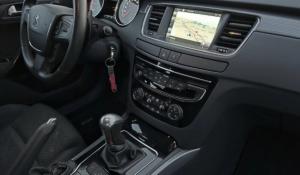 Balts Peugeot 508 2015 Rīga, ar dzinēja tilpumu 1.60 L un nobraukumu 313 tūkst. km par 6590 €, foto 13 vietnē AUTOMOTO.COM.LV