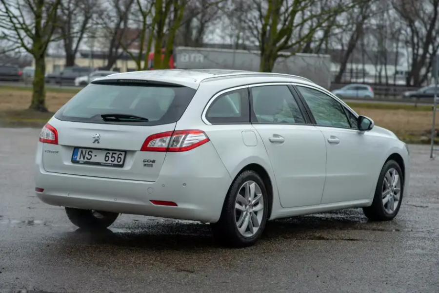 Balts Peugeot 508 2015 Liepāja, ar dzinēja tilpumu 1.60 L un nobraukumu 313 tūkst. km par 5700 €, foto 5 vietnē AUTOMOTO.COM.LV