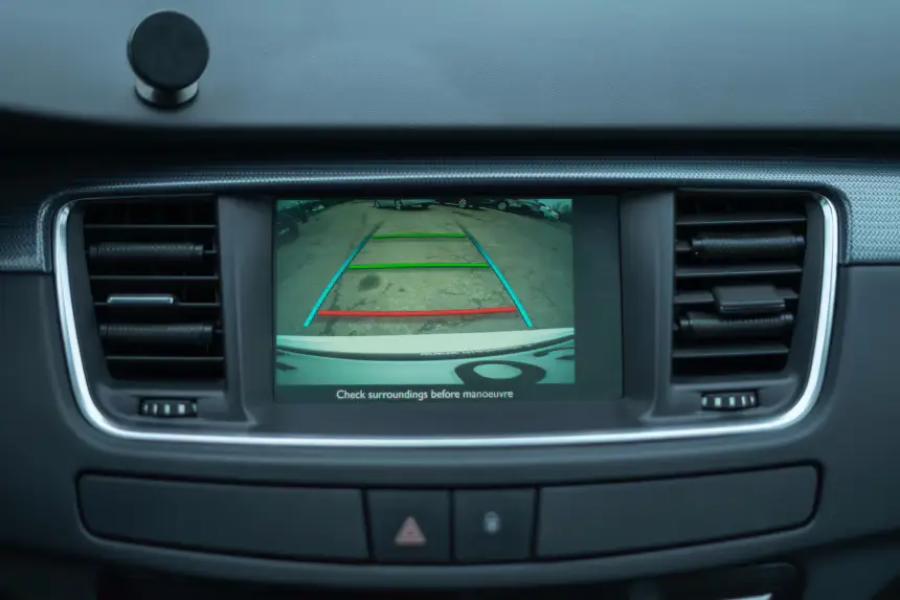 Balts Peugeot 508 2015 Liepāja, ar dzinēja tilpumu 1.60 L un nobraukumu 313 tūkst. km par 5700 €, foto 24 vietnē AUTOMOTO.COM.LV