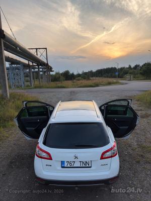 Balts Peugeot 508 2015 Tallina, ar dzinēja tilpumu 2.00 L un nobraukumu 247 tūkst. km par 9200 €, foto 7 vietnē AUTOMOTO.COM.LV